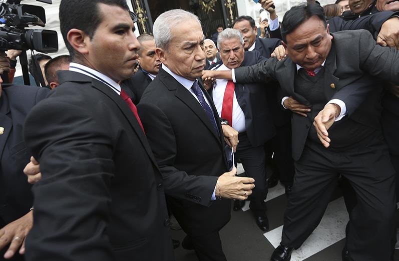 OPINIÓN| Luis Angeles Laynes: Con las horas contadas - Exitosa Noticias