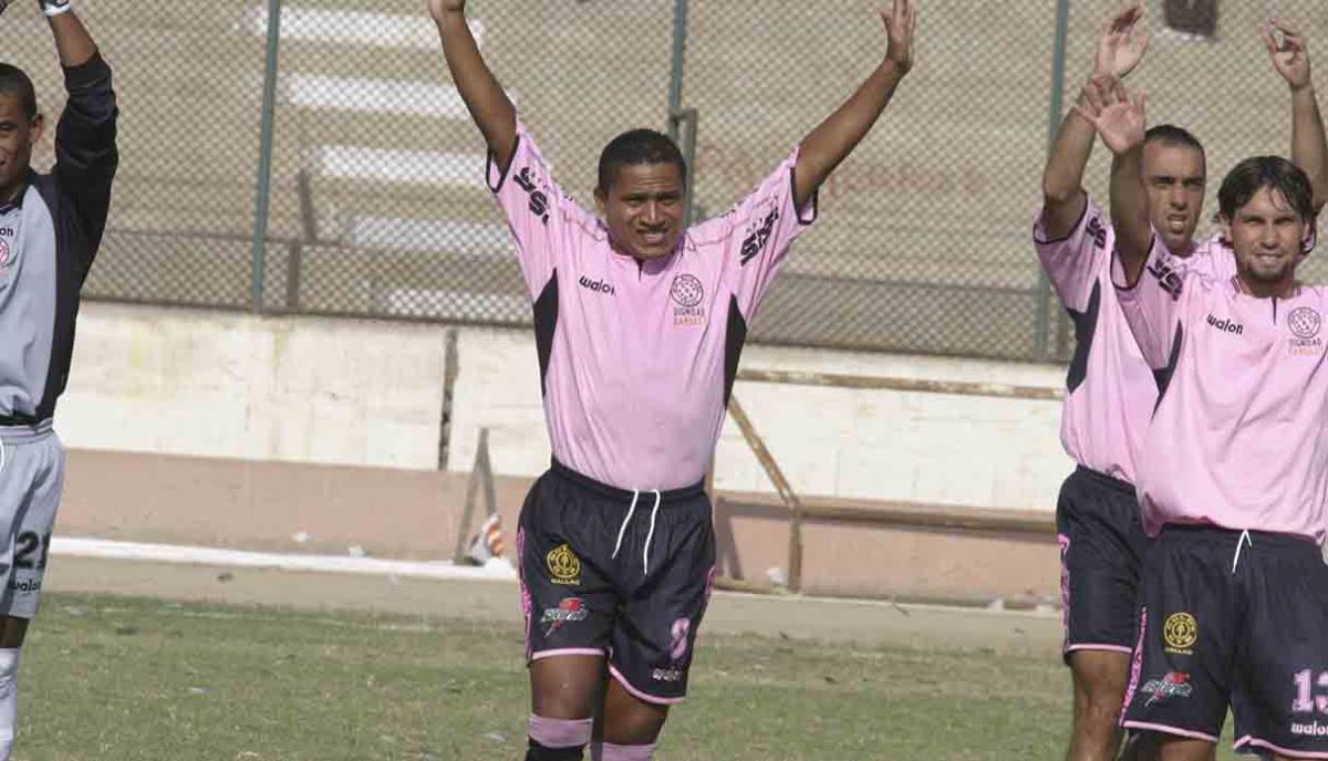 Esta tarde es el entierro del talentoso futbolista 'Kukín' Flores ...