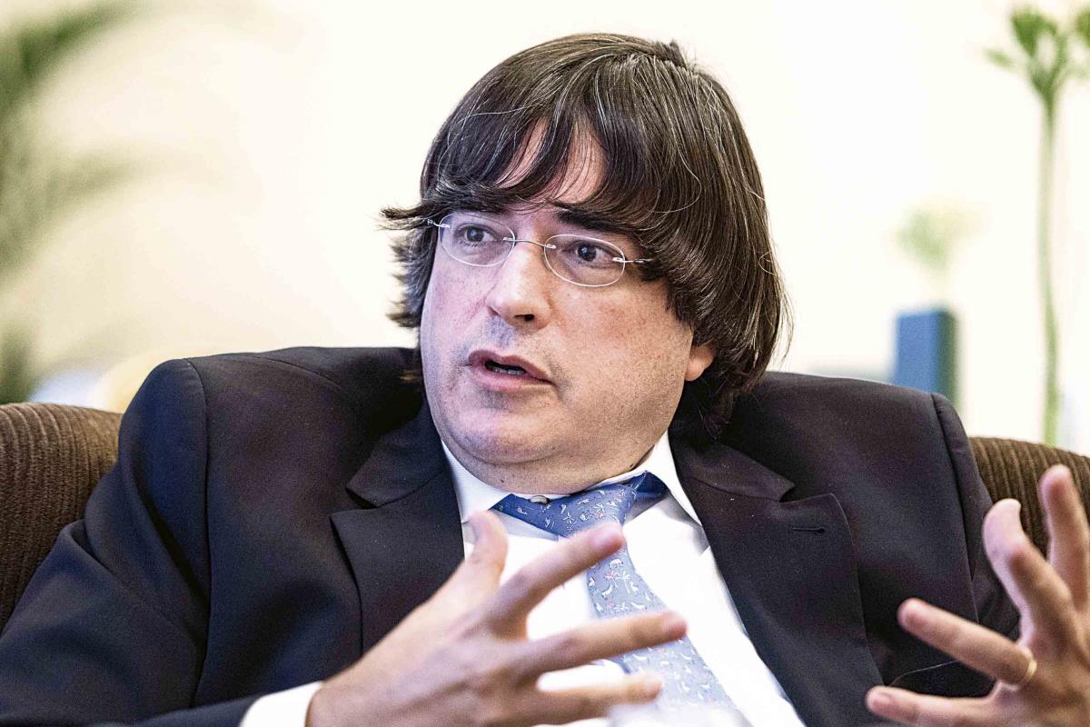 Bayly: "Yo hubiera preferido que enfrentara estoicamente a la justicia ...