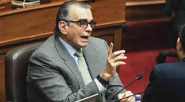 Olaechea no quiere a Beteta en su lista a Mesa Directiva - Exitosa Noticias