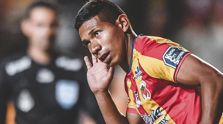 Mira el espectacular gol que marcó Edison Flores al Santos por la Liga ...