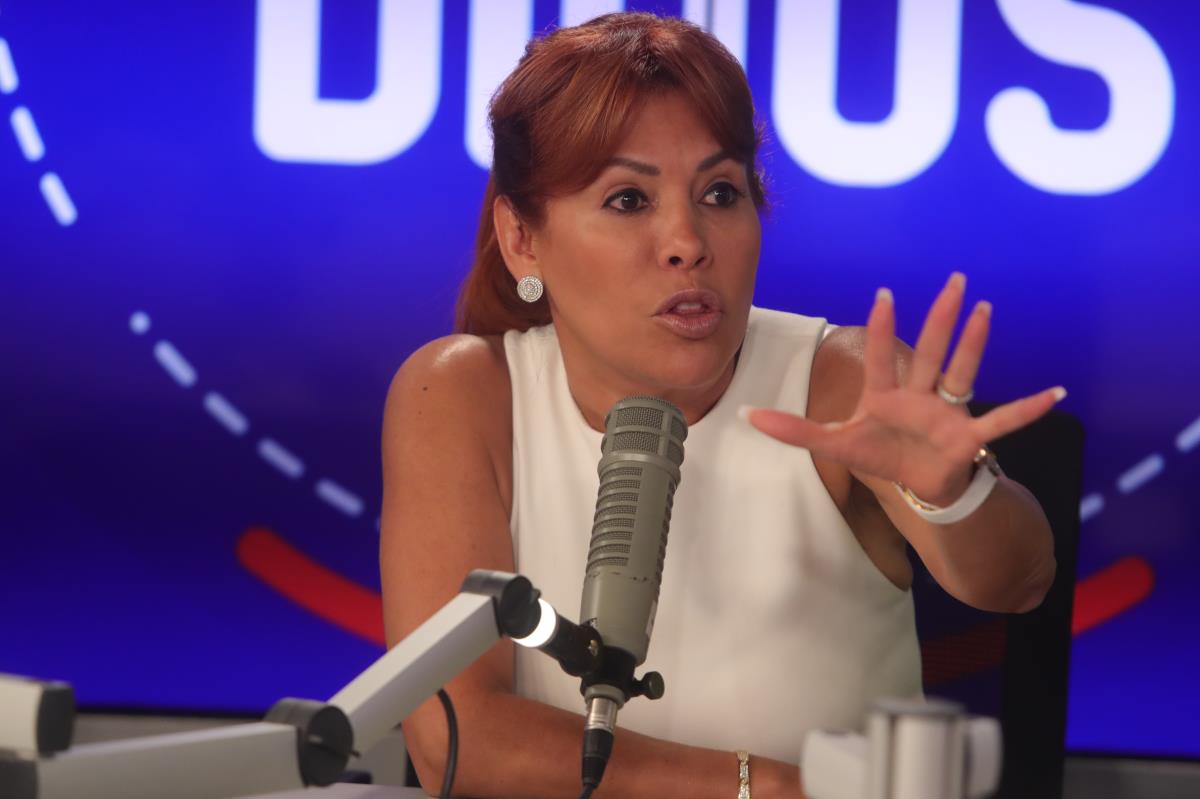 Magaly despidió a uno de sus 'chacales': “A las manzanas podridas hay ...