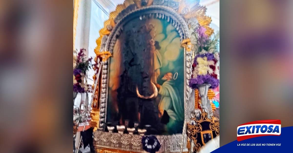 Ayacucho: Imagen de la Virgen de la Nube sufre daños tras quemarse ...