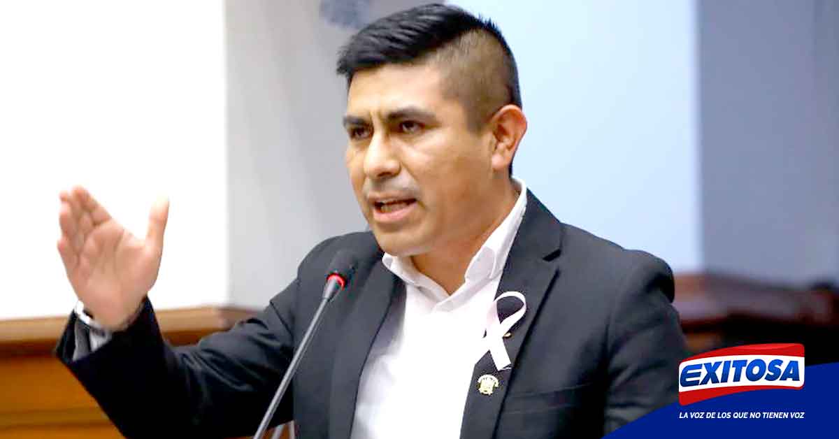 Alex Flores: "Ni el amedrentamiento acallará el legítimo derecho de ...