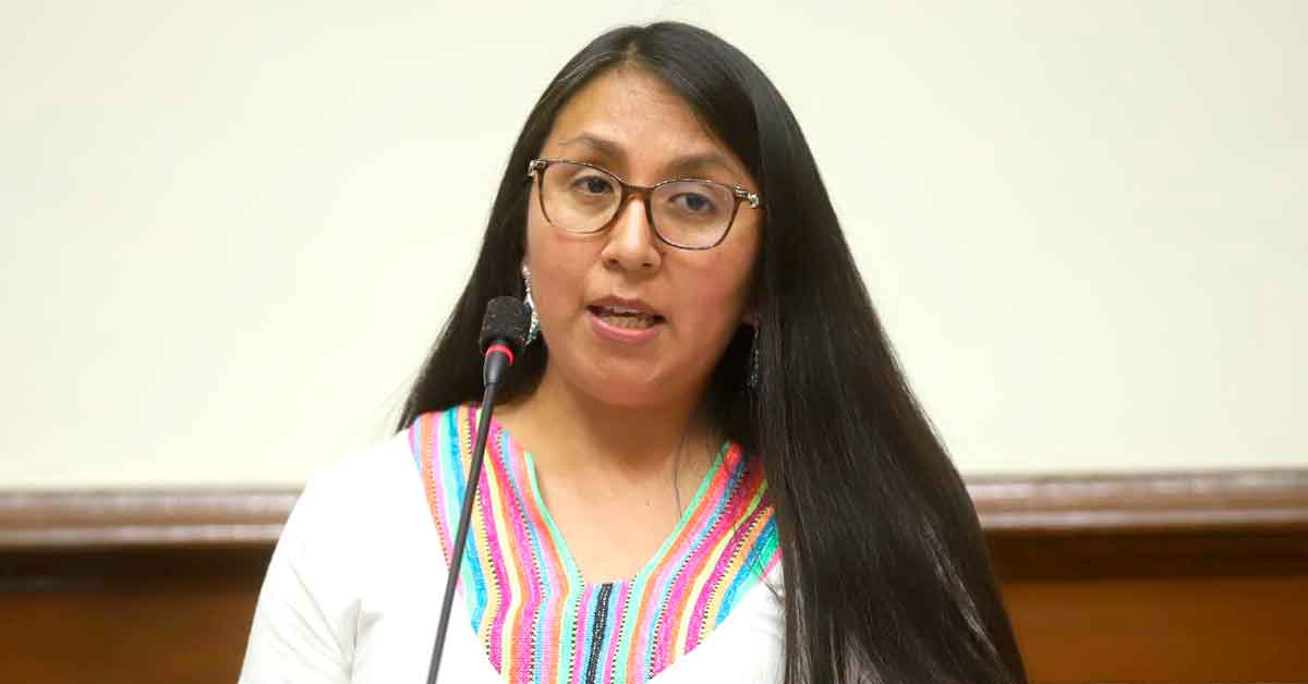 Ruth Luque sobre rectora de UNMSM: "No tiene valor de dar la cara, con ...