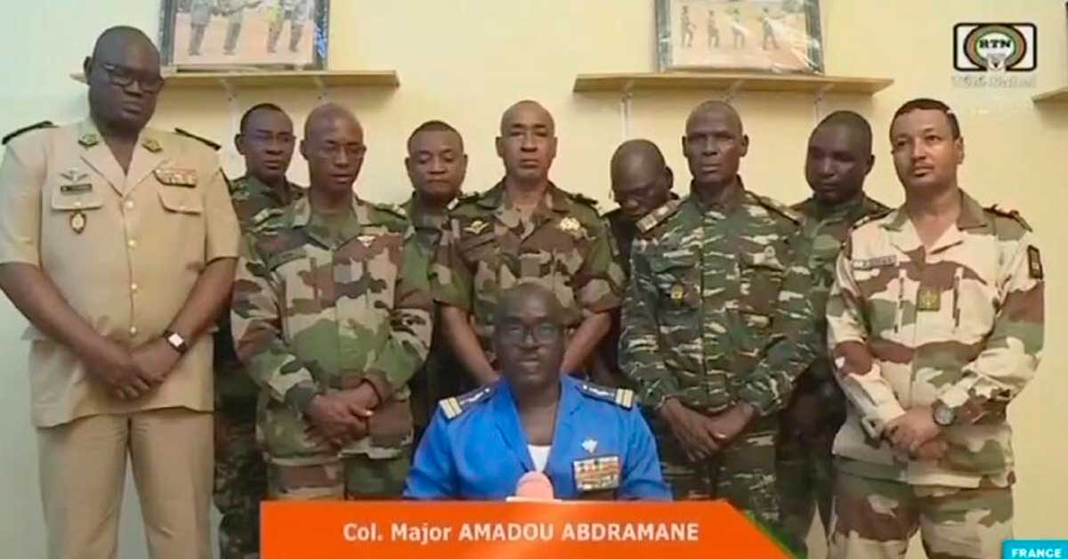 Niger: Presidente Bazoum se encuentra retenido en Palacio que fue ...
