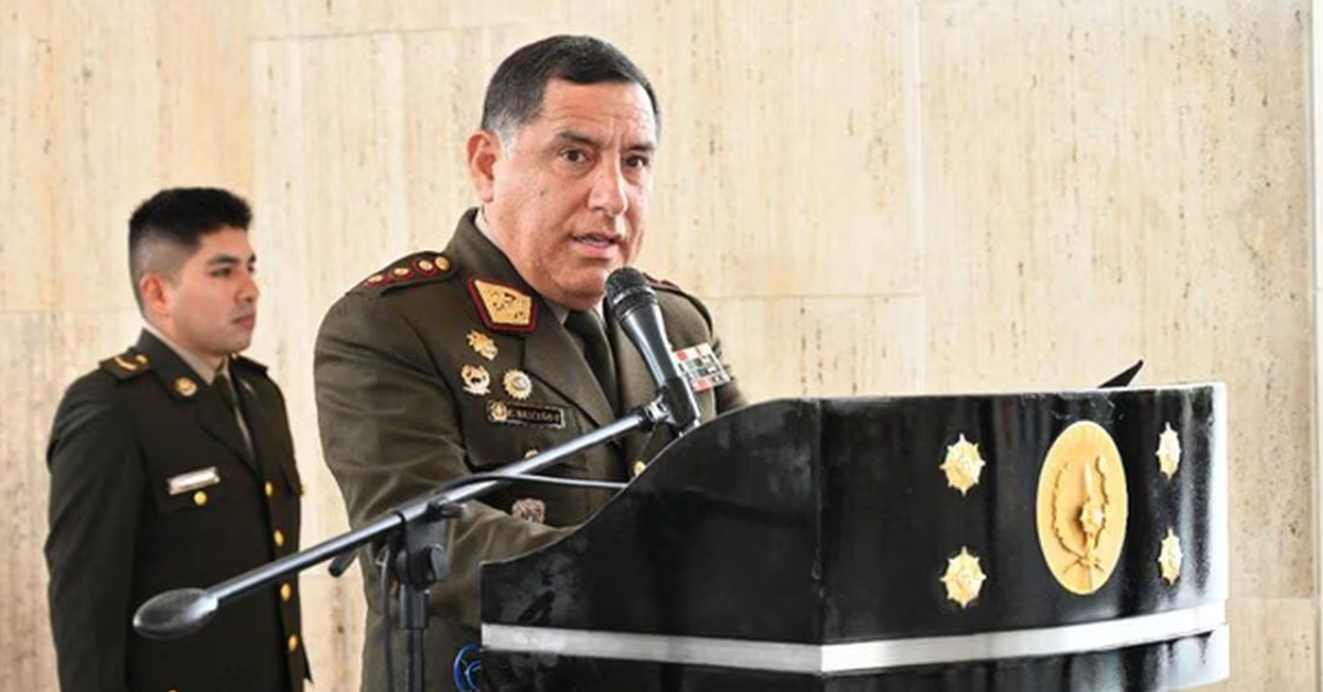 Gobierno nombra al general César Briceño Valdivia como nuevo comandante ...