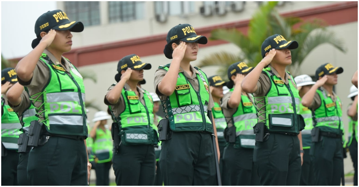 Sueldos en la PNP: Conoce cuánto puede llegar a ganar un policía en el ...