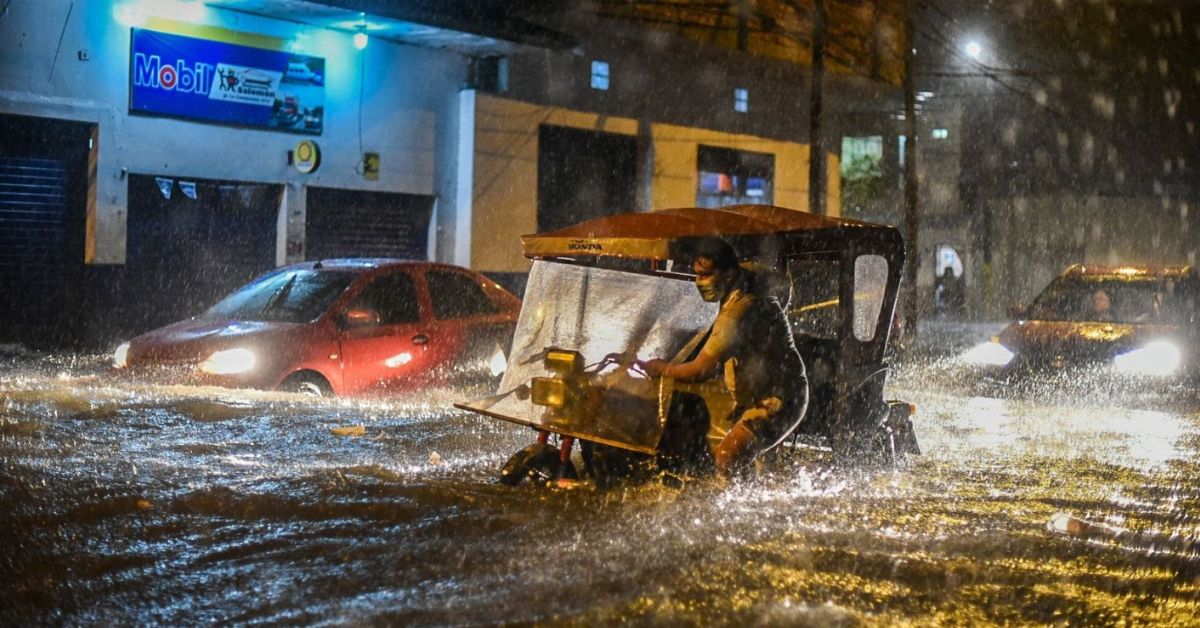 ¡Atención! Gobierno declara en emergencia 157 distritos en 20 departamentos del país por ...