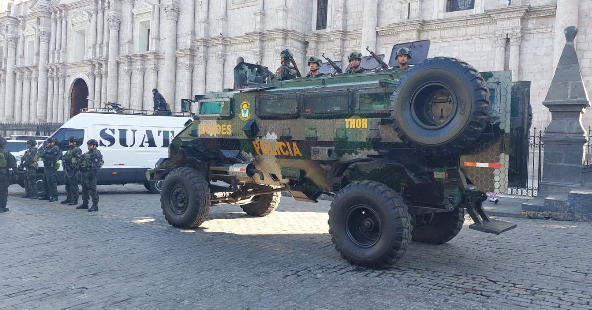 Agentes especiales de Lima refuerzan el Estado de Emergencia en ...