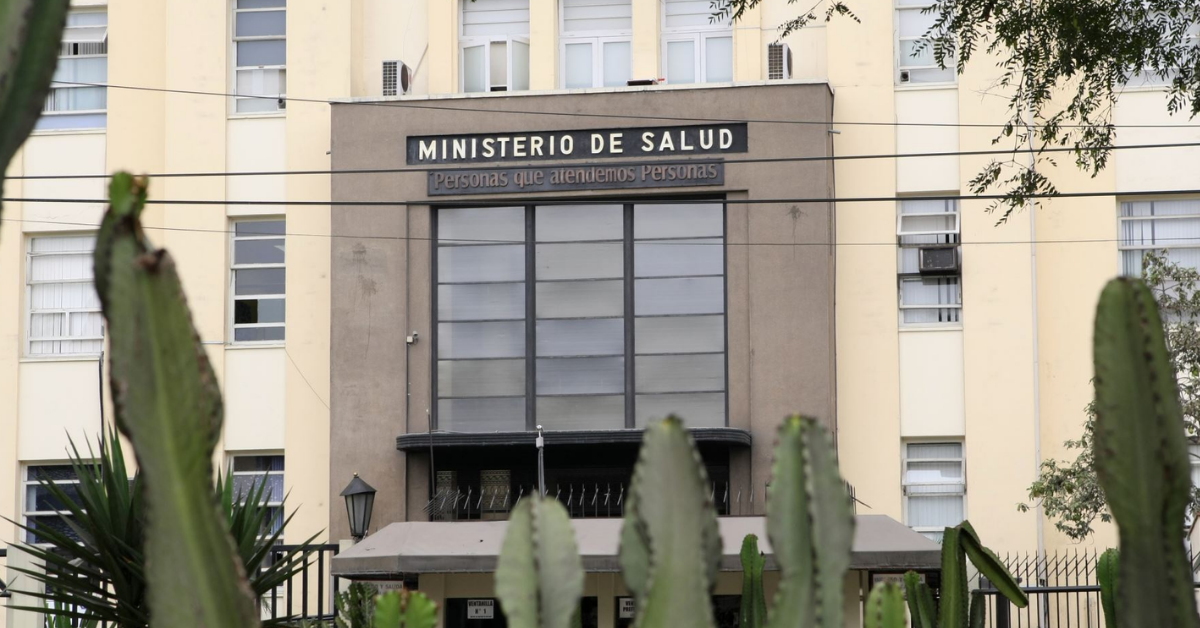 Hernando Cevallos: Solo 11 de 247 hospitales del Minsa están en ...