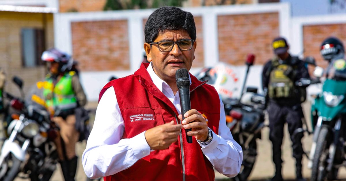 Arequipa: Denuncian que aportantes de campaña de Rohel Sánchez ...