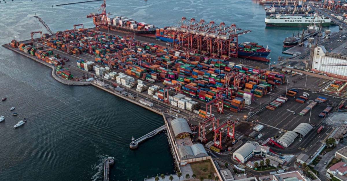 Impase superado: Reabren puerto del Callao tras caída de decenas de ...