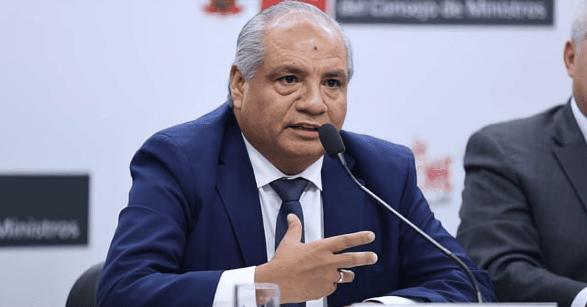 César Sandoval asegura que José Jerí intentó impedir la salida de jefe ...