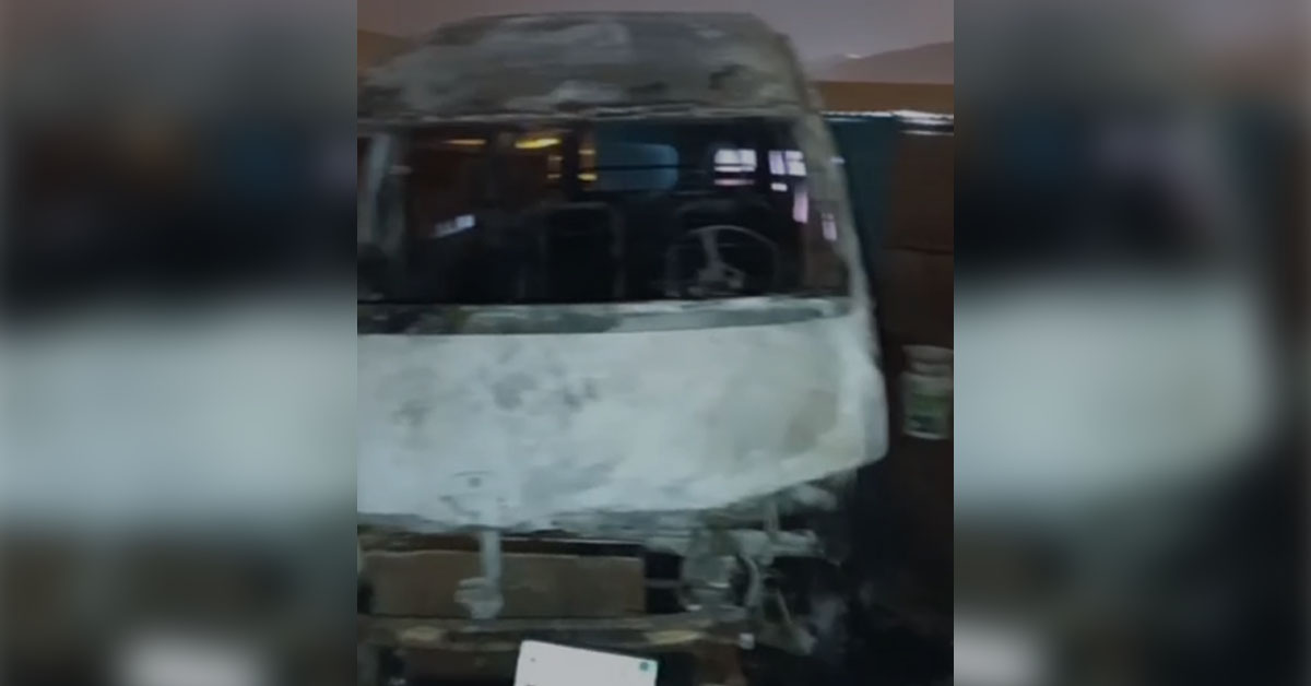 Ventanilla: Presuntos extorsionadores queman combi a días de ...